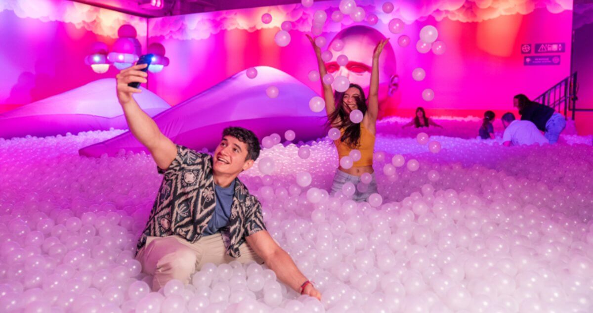 Bubble Planet: An Immersive Experience in Sydney - Travengers AU